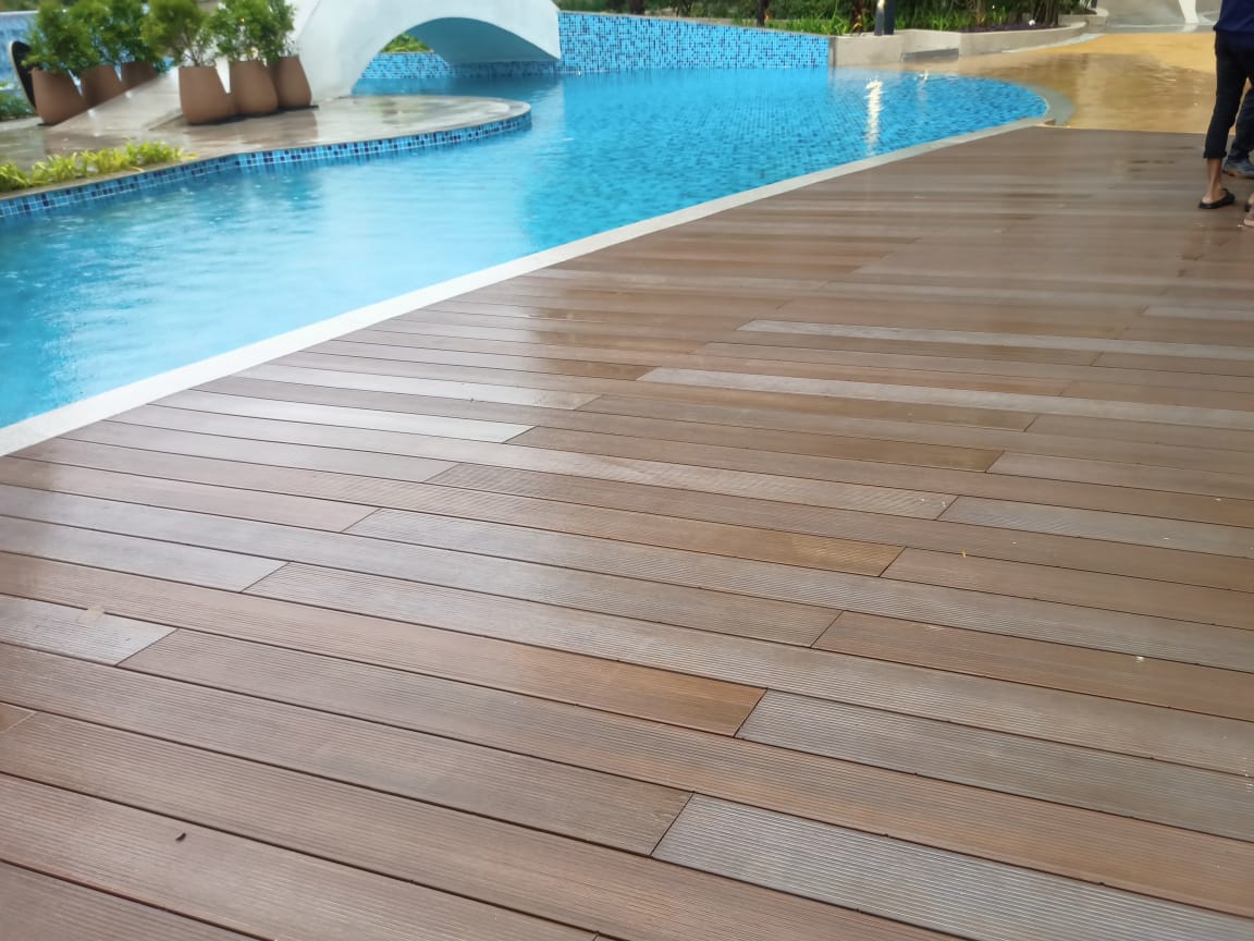 waterproof balcony decking